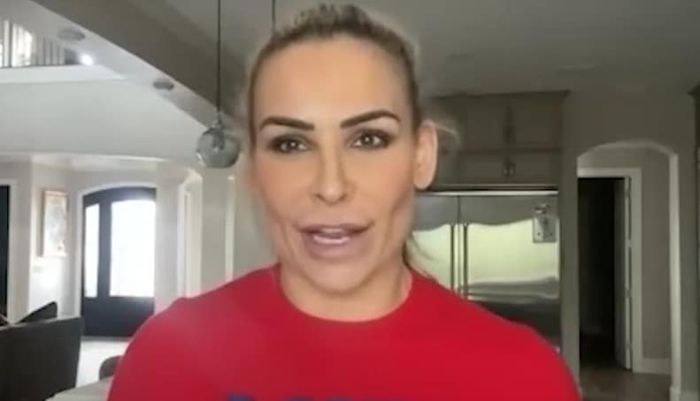 Backstage News On WWE Veteran In Talks With Company Over New Contract ...