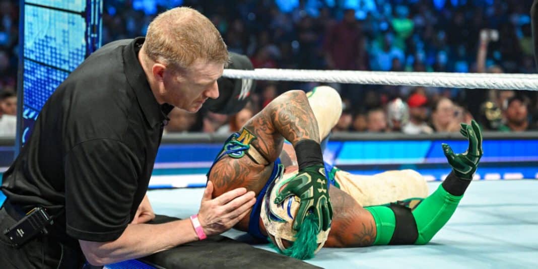 Rey Mysterio Wasn't Hurt From Dive On The Floor, Real Injury Spot ...