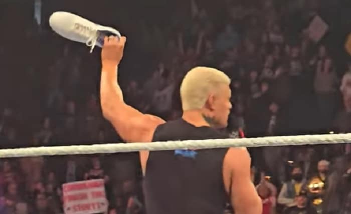 Video: Cody Rhodes Gives Young Fan His Weight Belt, Shoes After RAW ...