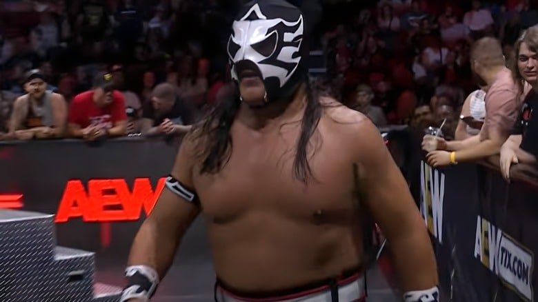 Ultimo Guerrero Explains Issues He Had With His Mask On AEW Collision ...