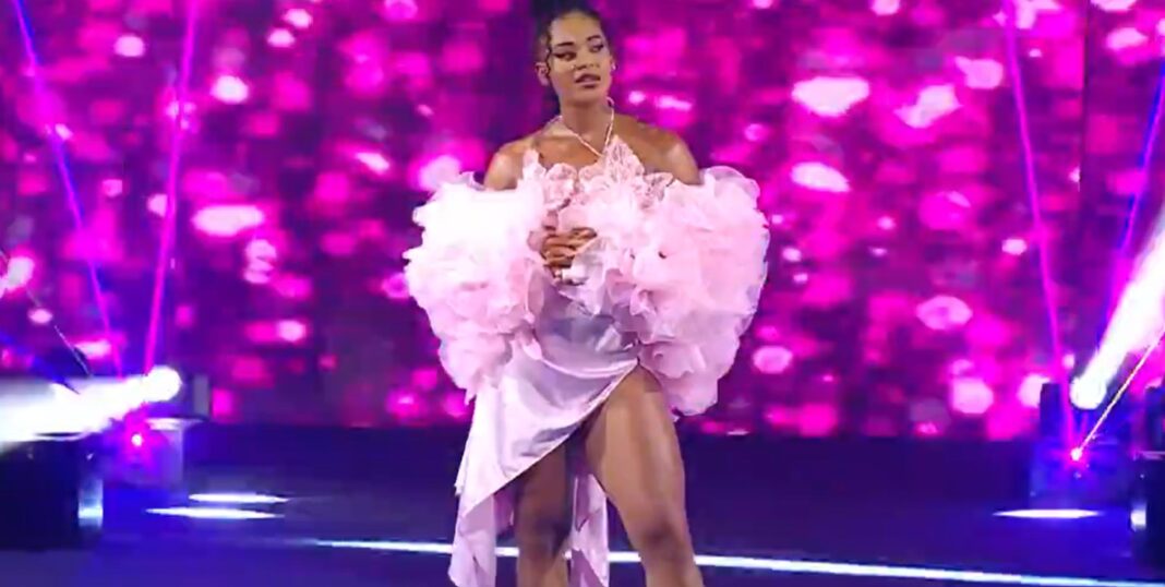 Bianca Belair Provides Update After Broken Knuckle Surgery | PWMania ...