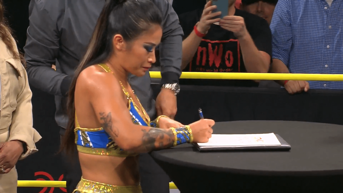 Video: Lei Ying Lee Re-Signs With TNA At Emergence | PWMania ...